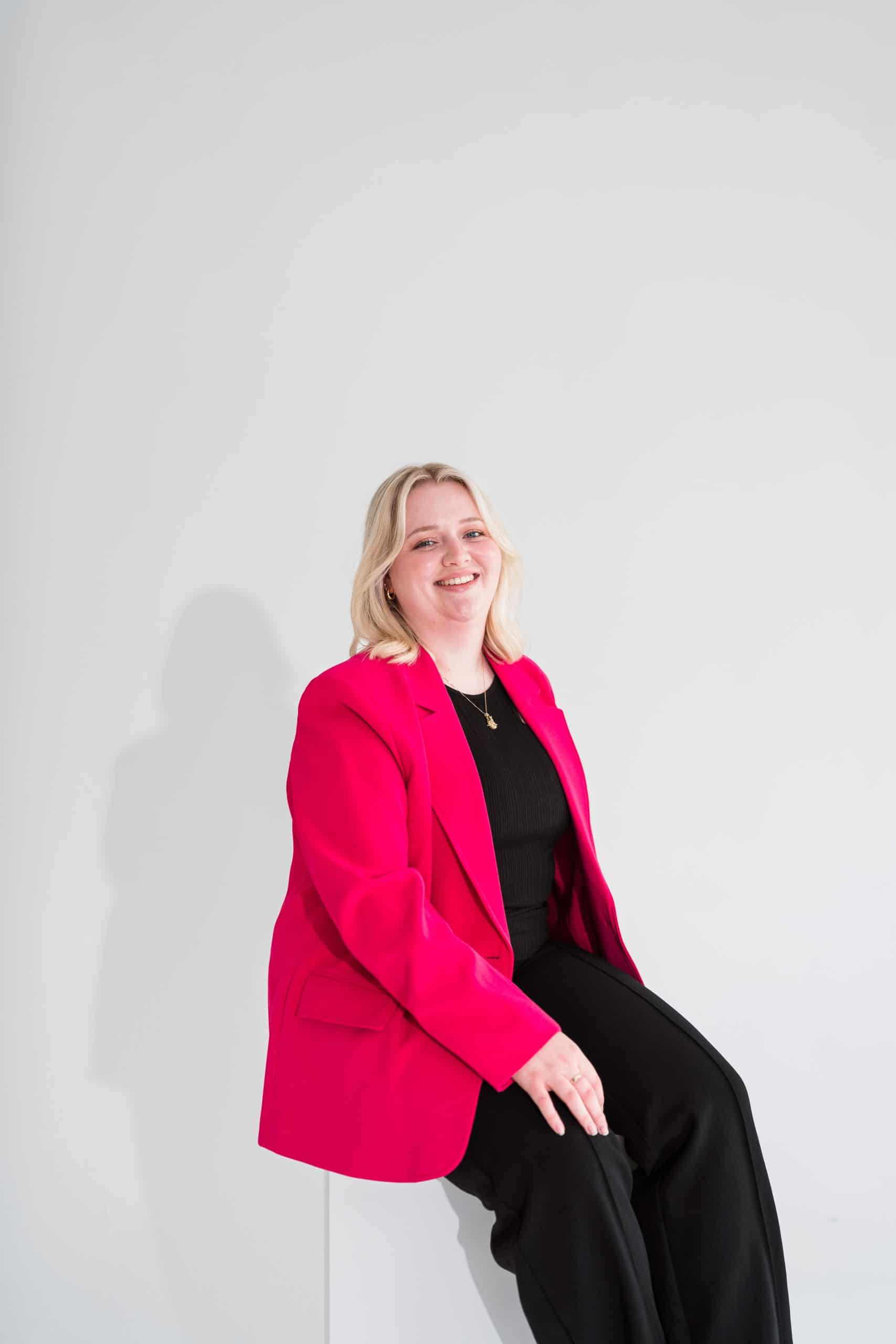 Jess - Pink Pony Creative